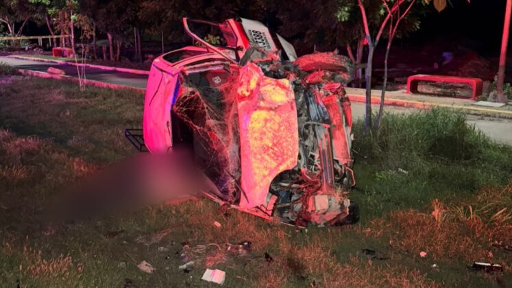 Choque entre taxi y camioneta deja una persona sin vida en Escuinapa ...